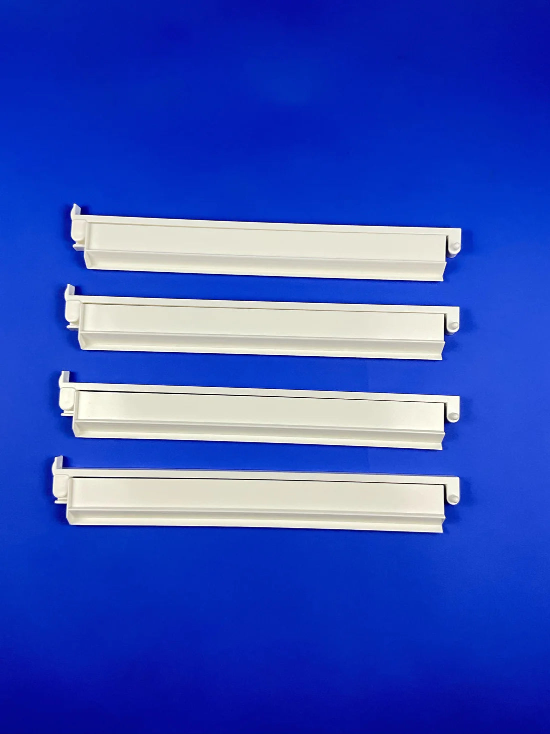 White Rack and Pusher Set – Buzz by Bebe